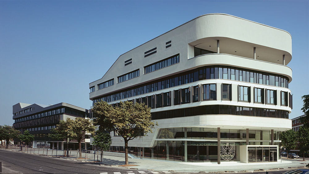 Dienstleistungen / Aufgaben | FRANKFURT.DE - DAS OFFIZIELLE STADTPORTAL Dienstleistungen / Aufgaben | FRANKFURT.DE - DAS OFFIZIELLE STADTPORTAL